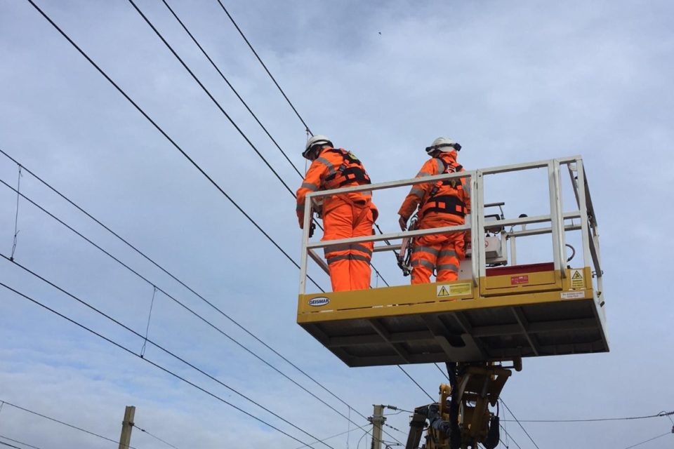 Overhead Wire Safety Talk – SafetyNow ILT
